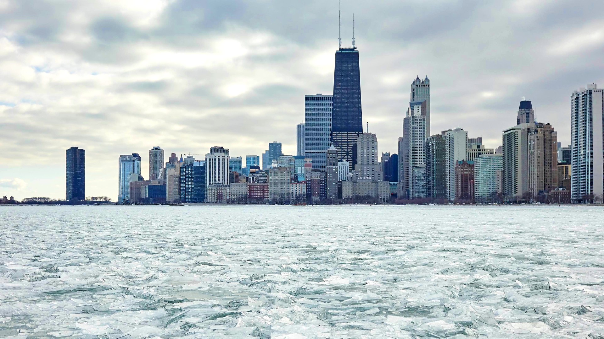 Dangerous Cold Blasts Chicago, Wind Chills Expected to Plummet to 20 ...