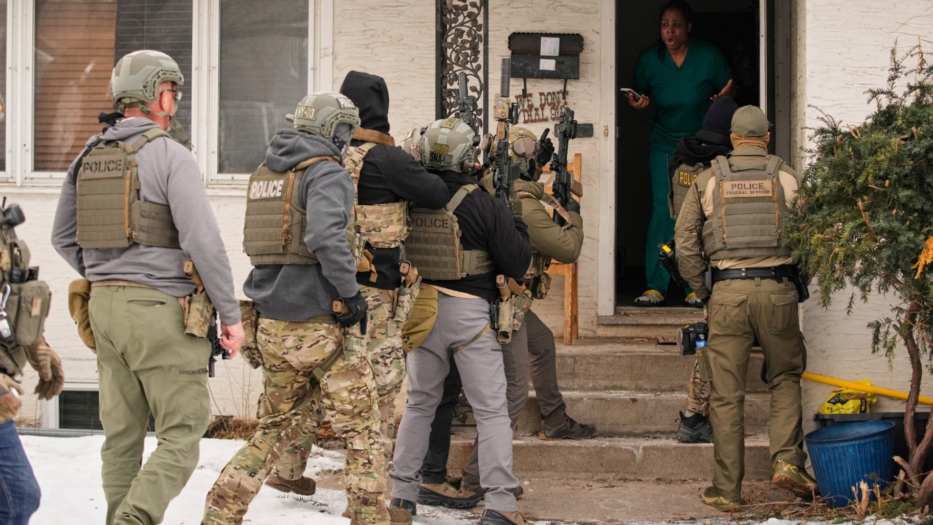 Immigration Officers Assert Sweeping Power to Enter Homes Without a ...