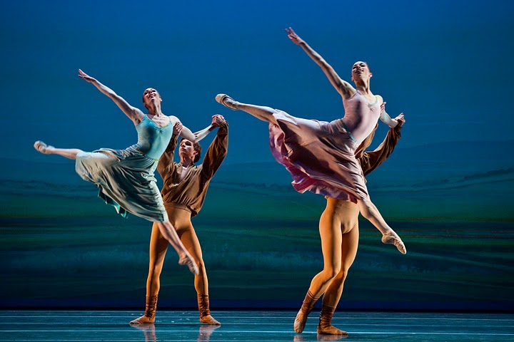 Cultural Connections: Chicago Dancing Festival | Chicago News | WTTW