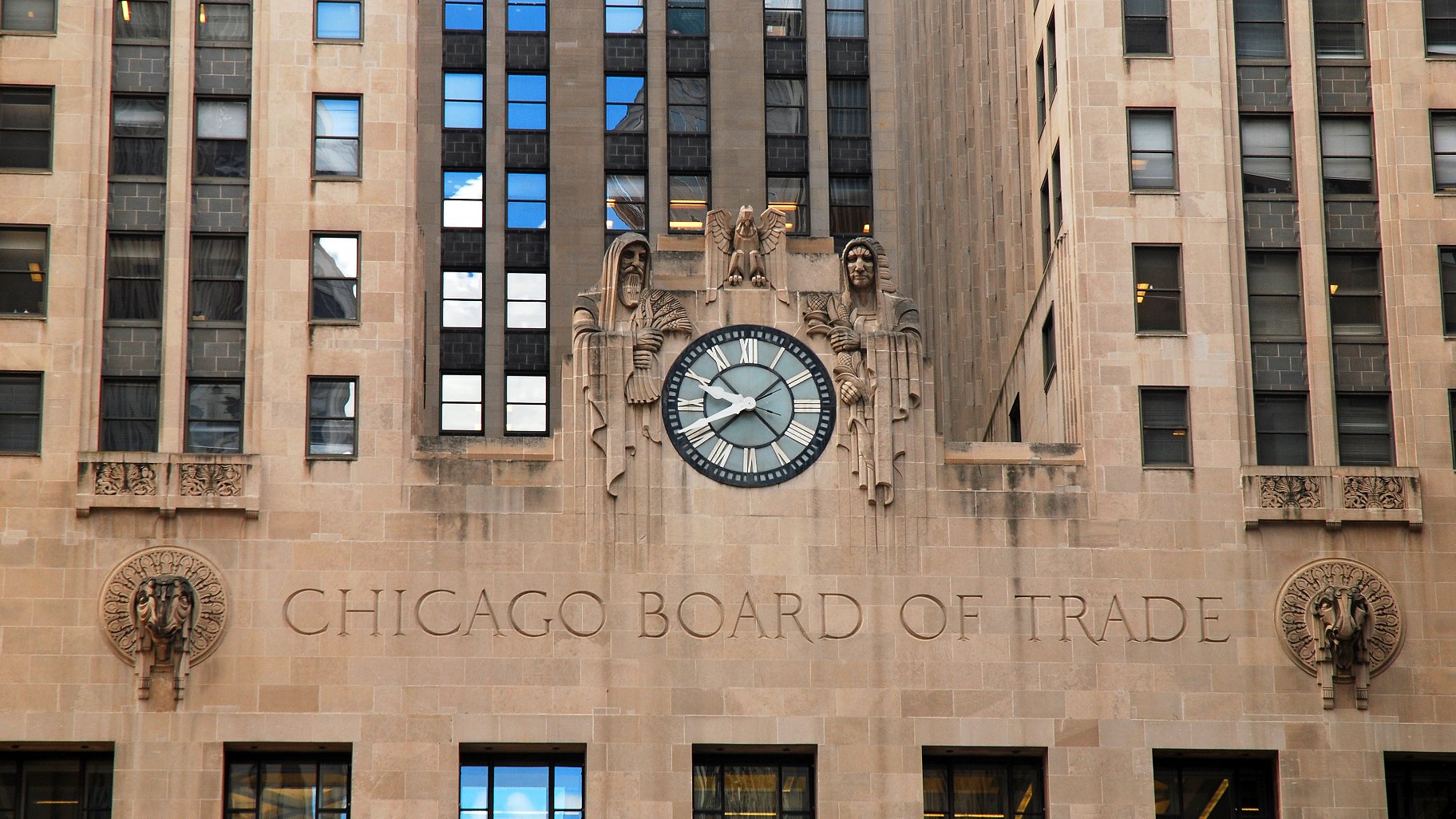 Get Ready to ‘Fall Back’ an Hour This Weekend, Clocks Return to ...