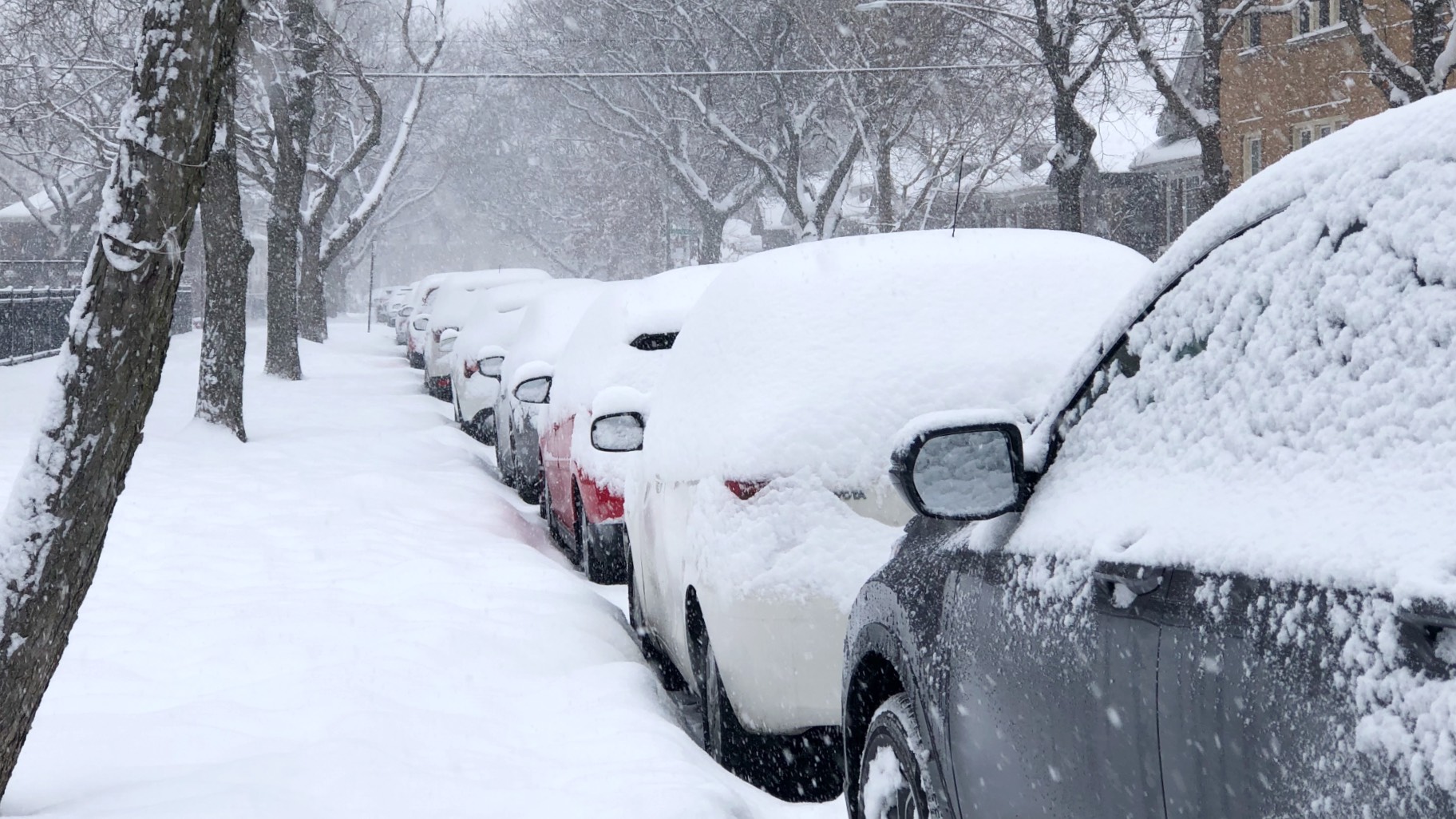 Two Rounds of Snow Heading for Chicago: Expect a Mess on Wednesday and ...
