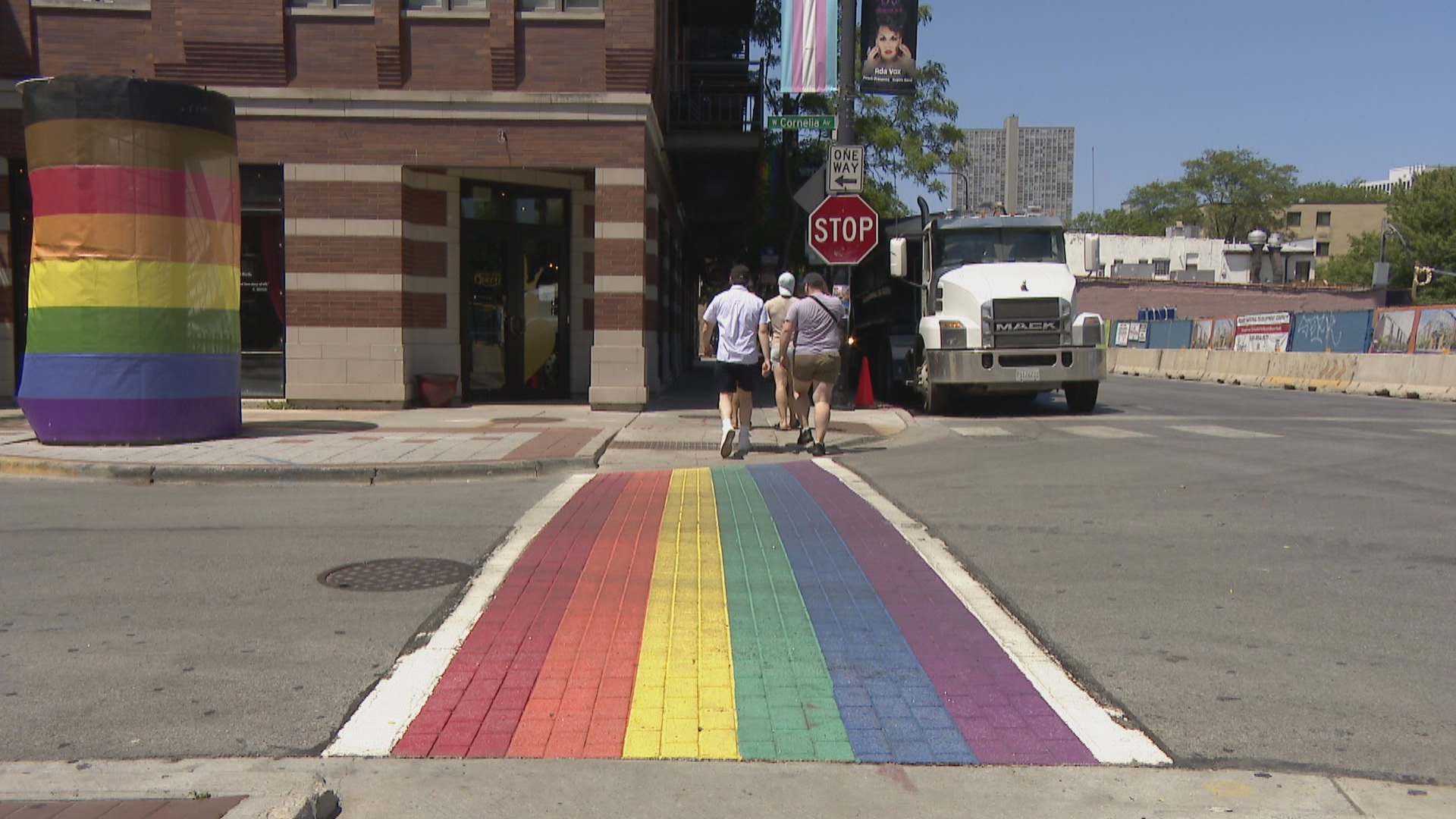 ‘Chicago Tonight’ in Your Neighborhood: Pride Parade Returns in ...