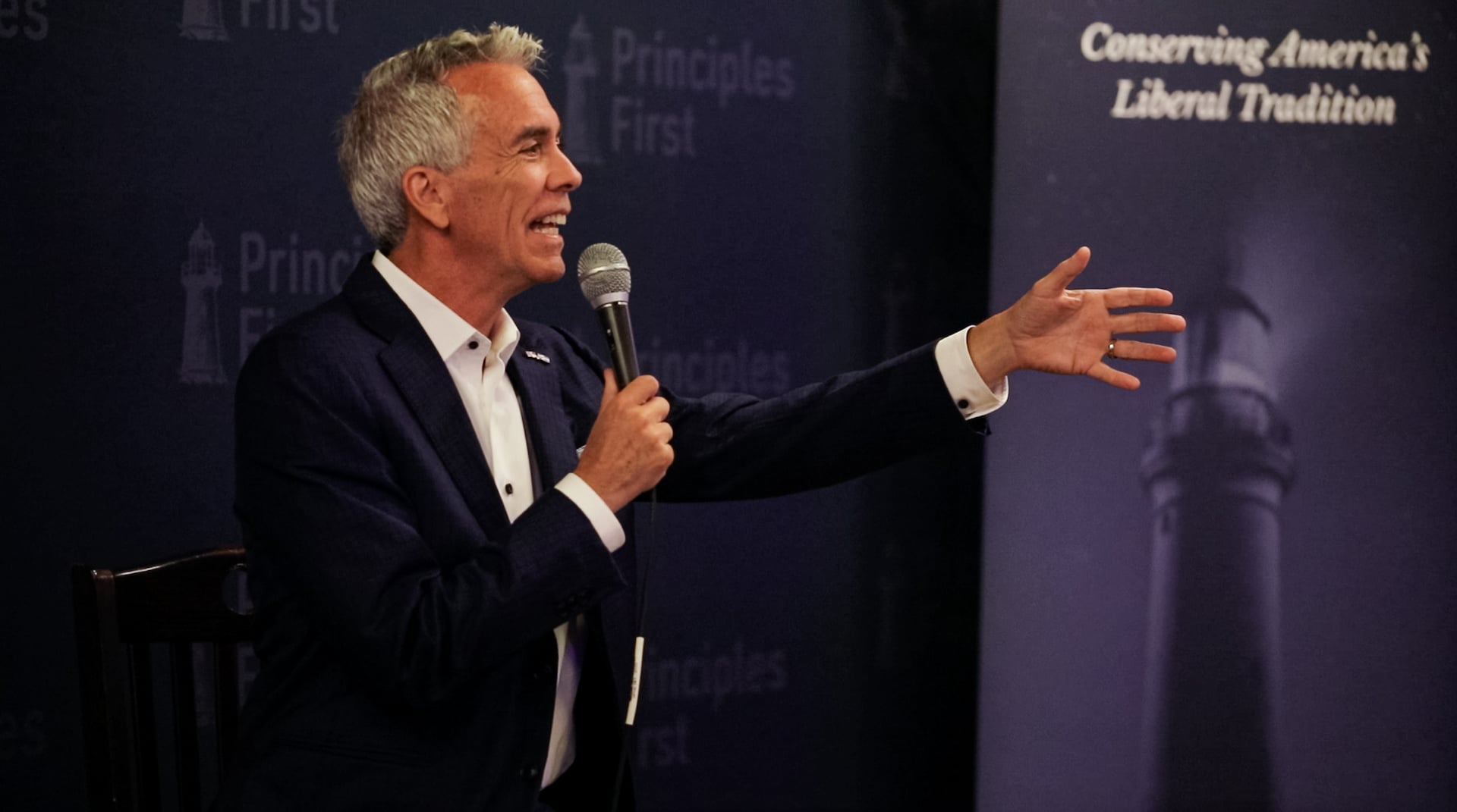 Ex-Illinois Congressman Joe Walsh Tells Moderate Republicans in ...