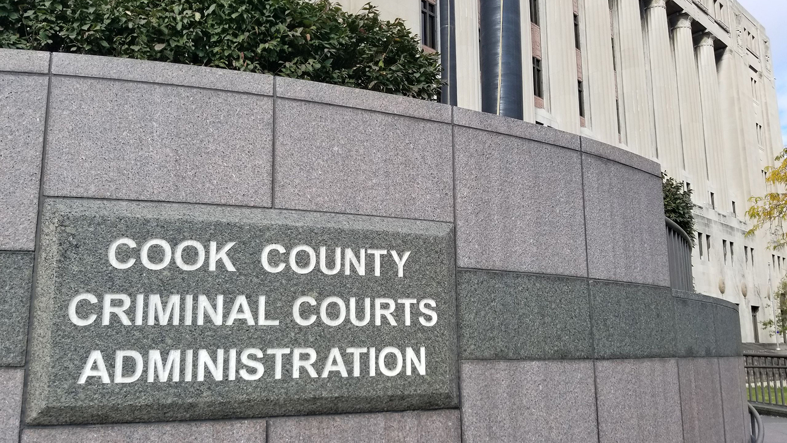 Judge Found Not Guilty of Bringing Gun to Chicago Courthouse | Chicago ...