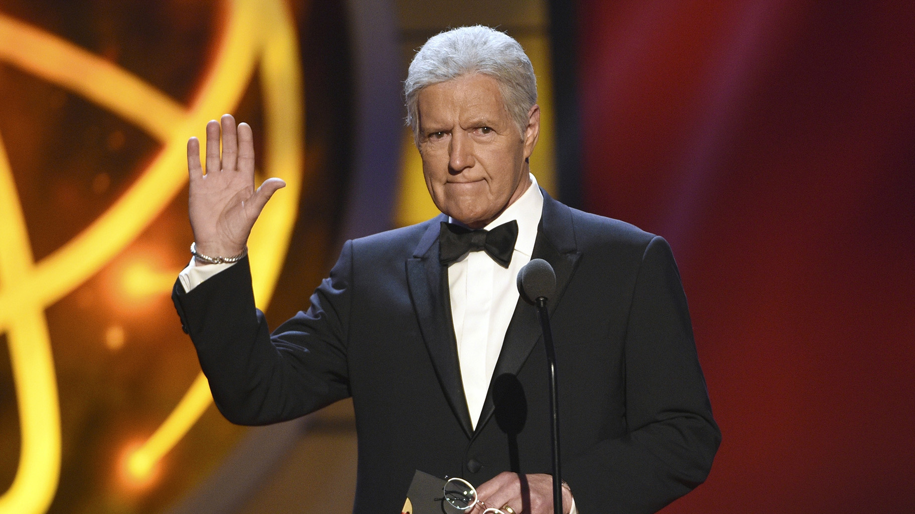 Alex Trebek, Long-Running ‘Jeopardy!’ Host, Dies at 80 | Chicago News ...