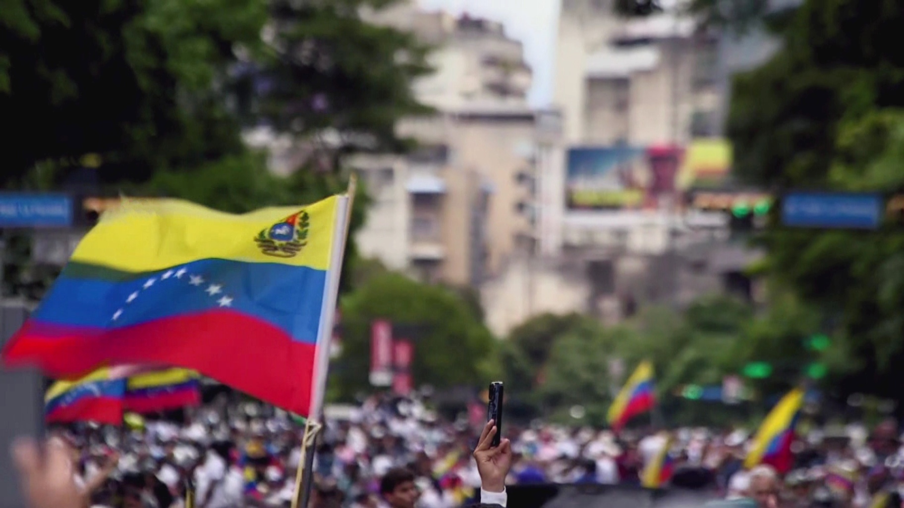 Uncertainty for Chicago’s Venezuelan Community as Trump Administration ...