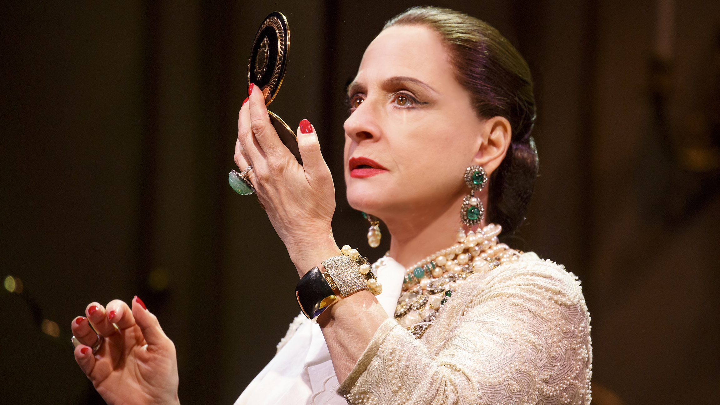 Hedy Weiss Reviews: ‘War Paint,’ ‘The Grapes of Wrath,’ More | Chicago ...