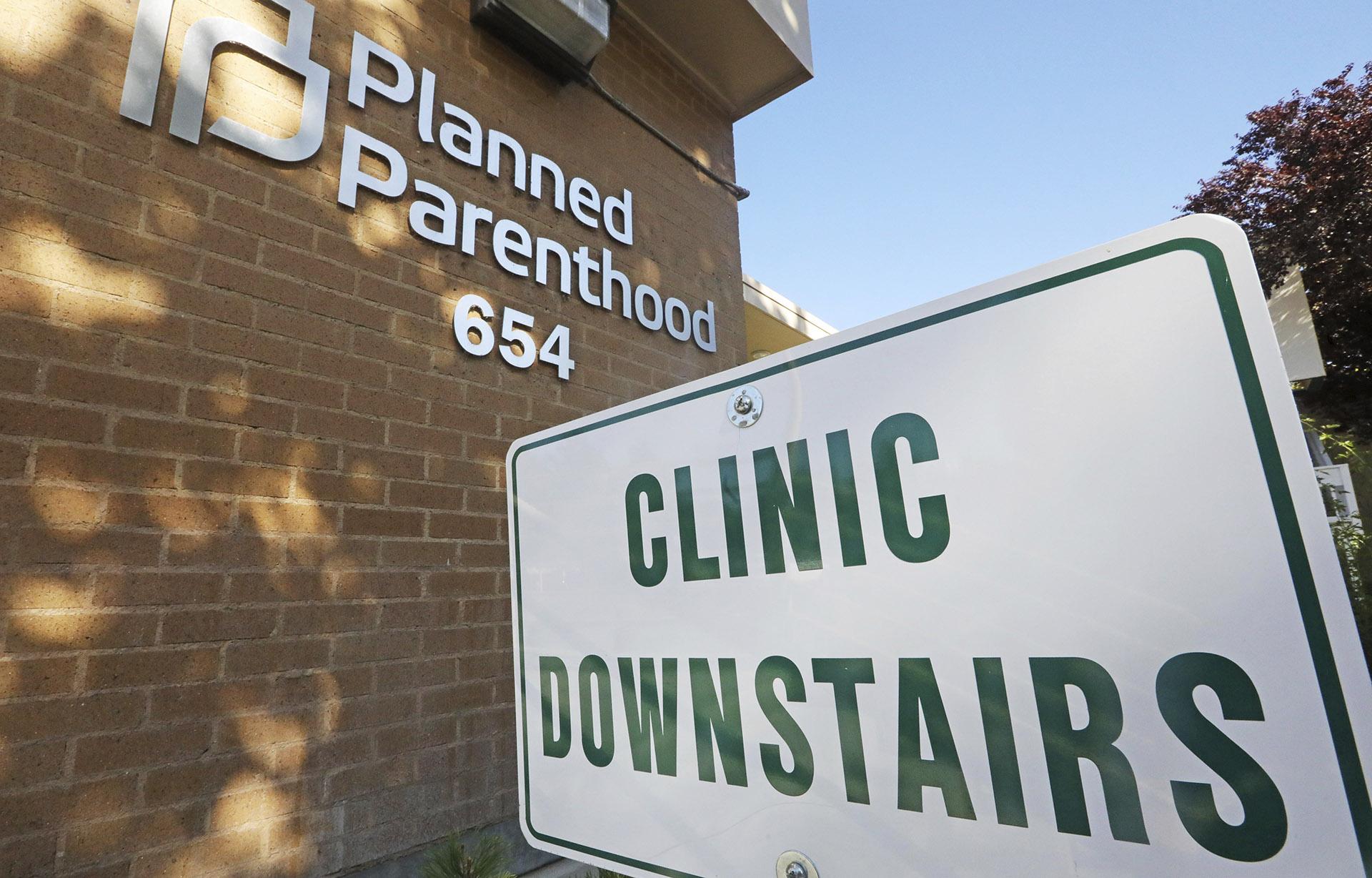 Planned Parenthood Seeks Cash After Bailing From US Program | Chicago ... Planned Parenthood Seeks Cash After Bailing From US Program | Chicago ...