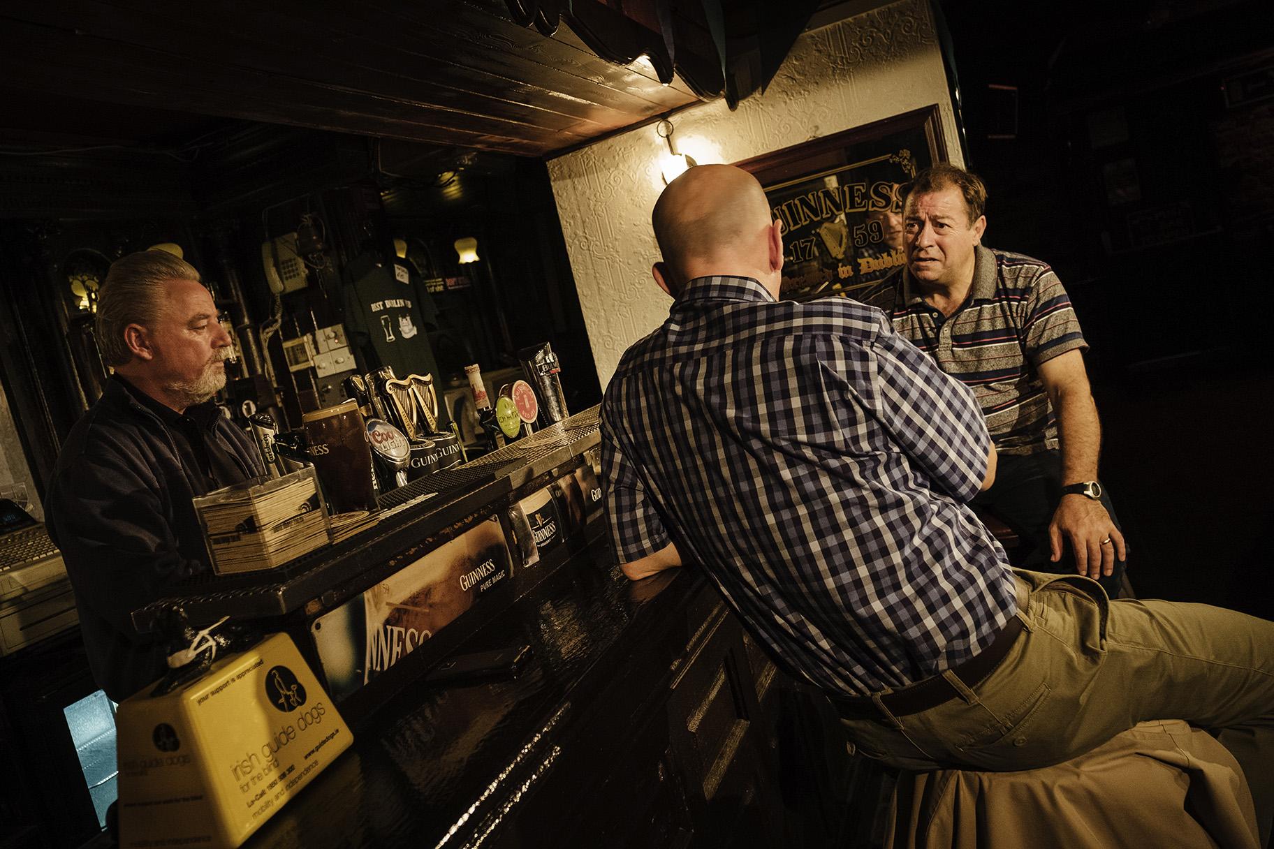 Irishmen Bring Music, Meditation to Chicago Stages in ‘Choir of Man ...