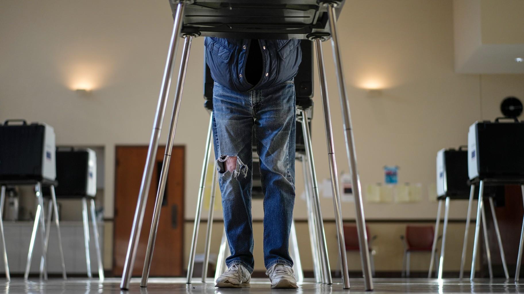 Outside Illinois, Tuesday’s Primaries Include a Key Senate Race in Ohio ...