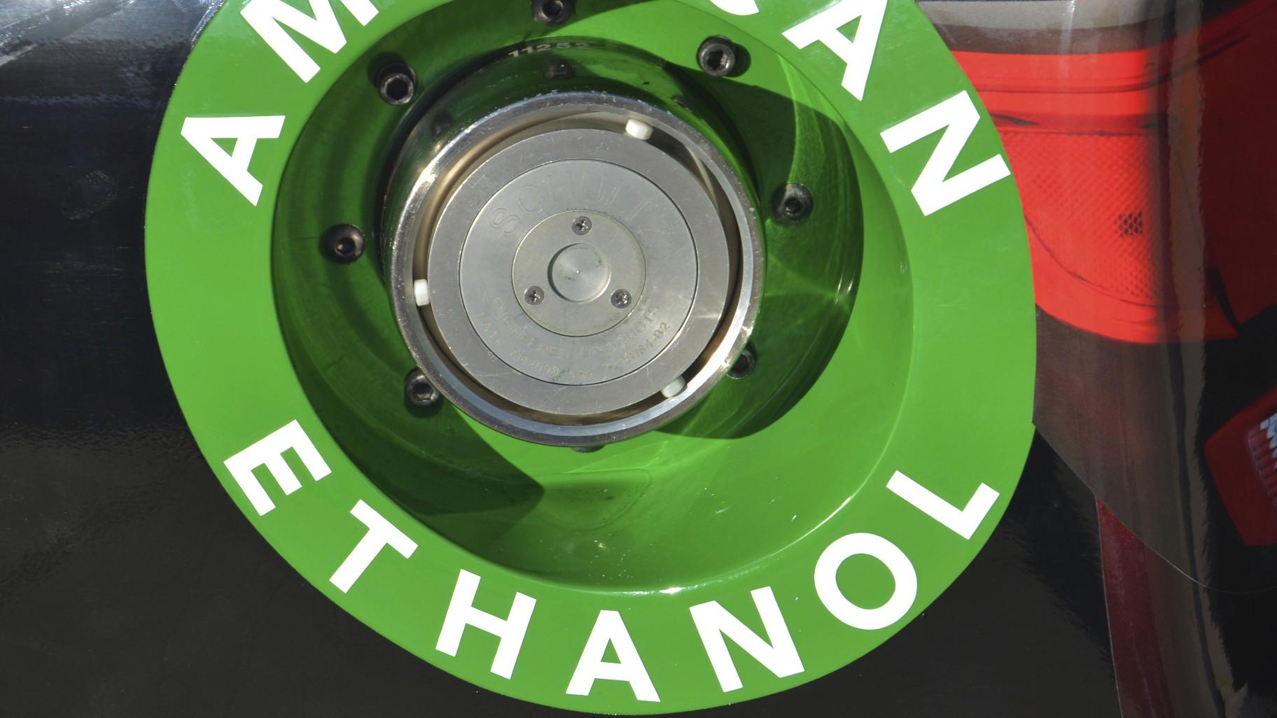 EPA Approves Year-Round Sales of Higher Ethanol Blend for Illinois, 7 ...