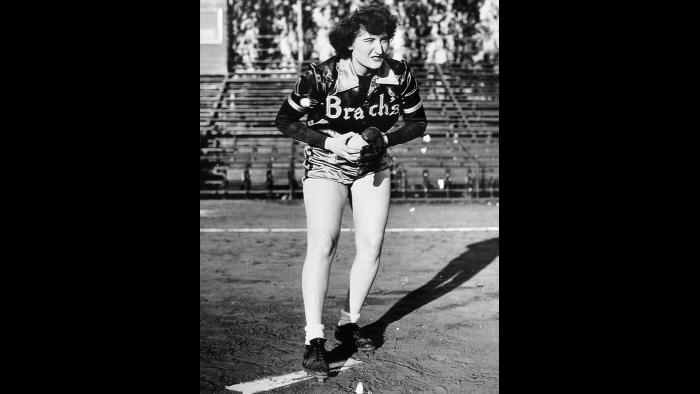 Ask Geoffrey: A League of Chicago’s Own | Chicago News | WTTW