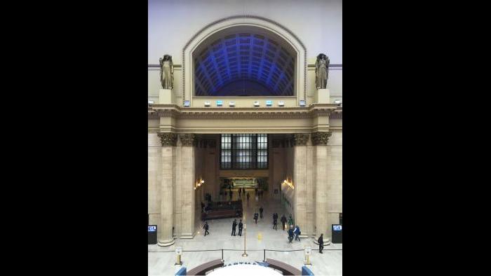 Ask Geoffrey: The Early (and Late) Birds of Union Station | Chicago ...