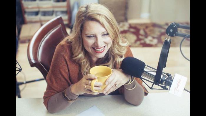 Radio Host Delilah Returns to Chicago Airwaves | Chicago News | WTTW