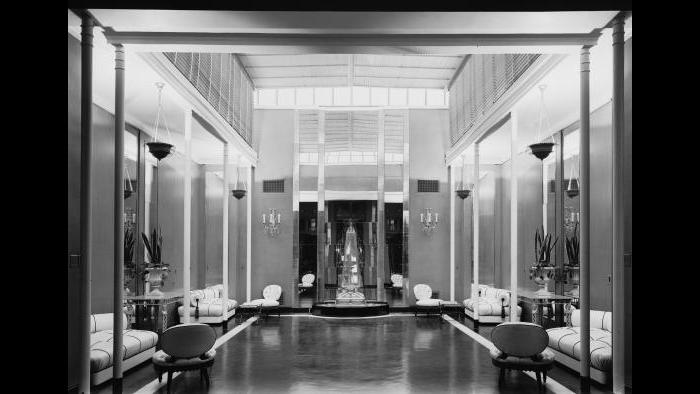 Ask Geoffrey: What’s Up With These Mismatched Tower Toppers? | Chicago ...